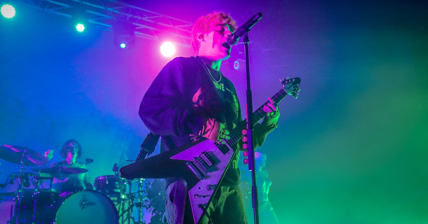 Waterparks announce EU/UK tour for March 2026 – High Fives & Stage Dives