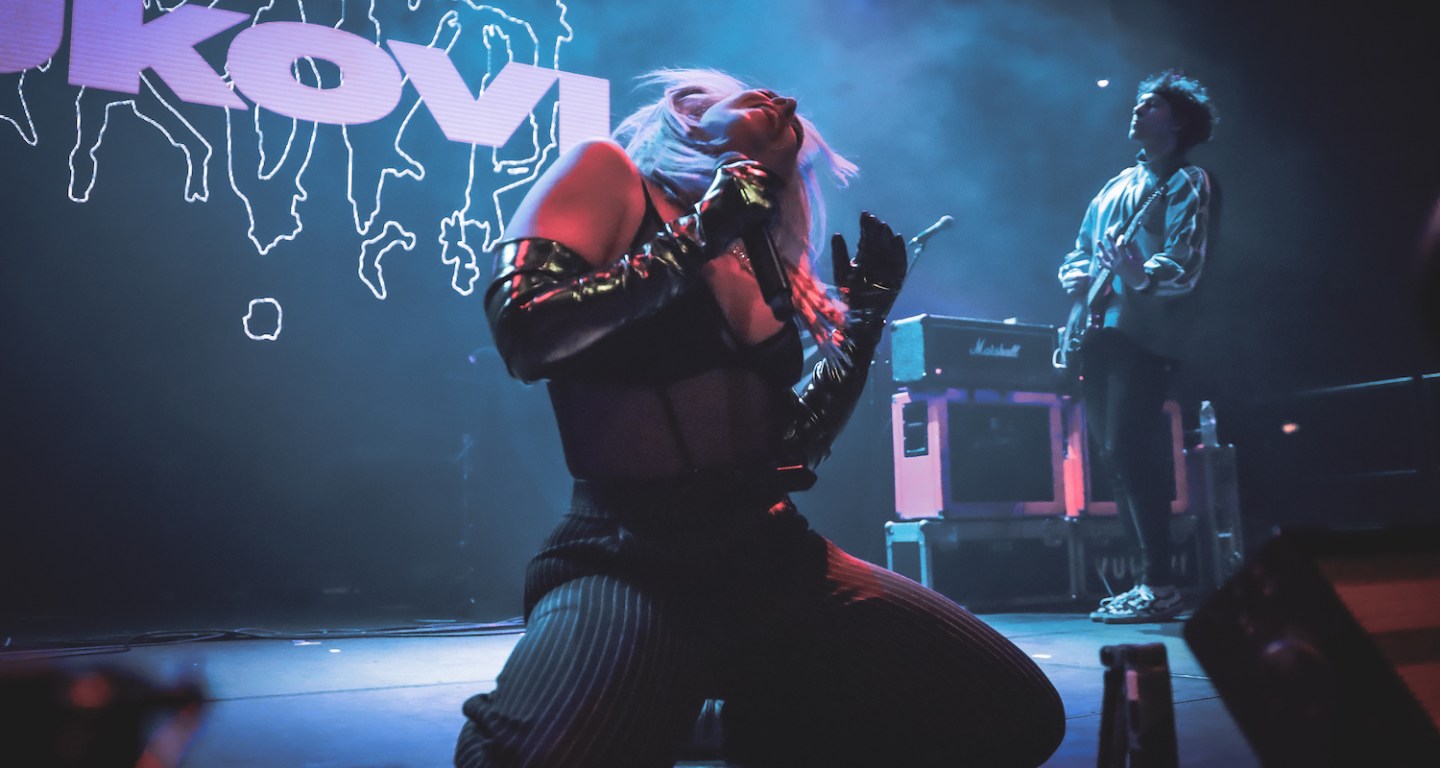 PHOTOS: VUKOVI @ Roundhouse – High Fives & Stage Dives